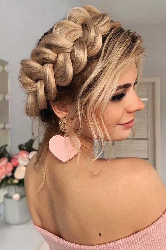 2024s Top 20 Halo Braid Hairstyles Trending Looks For Elegant Styling