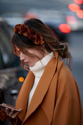 2024 Ultimate Guide to Stylish Headband Outfits: Trends, Tips & Ideas