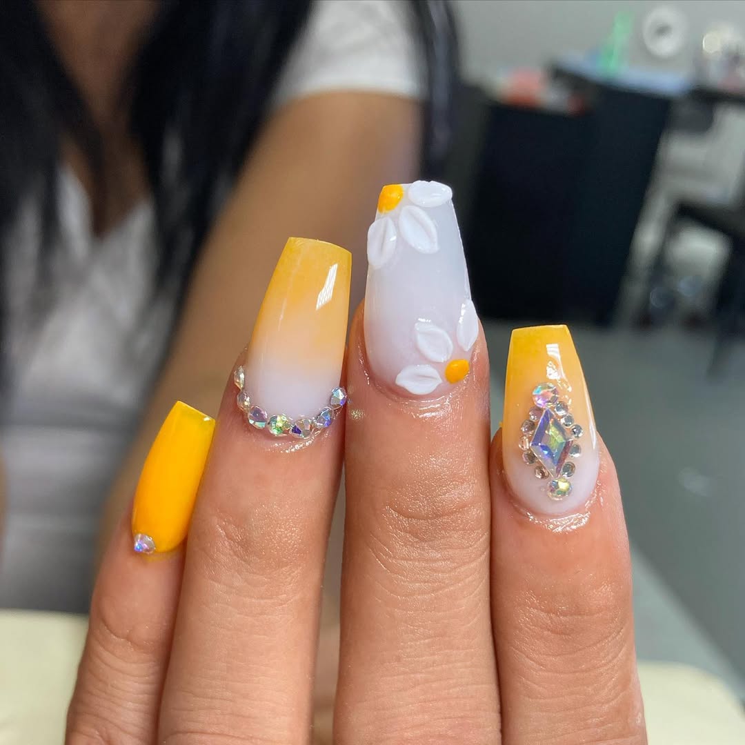 25 Dazzling Summer Acrylic Nails 2026 Trends You Need